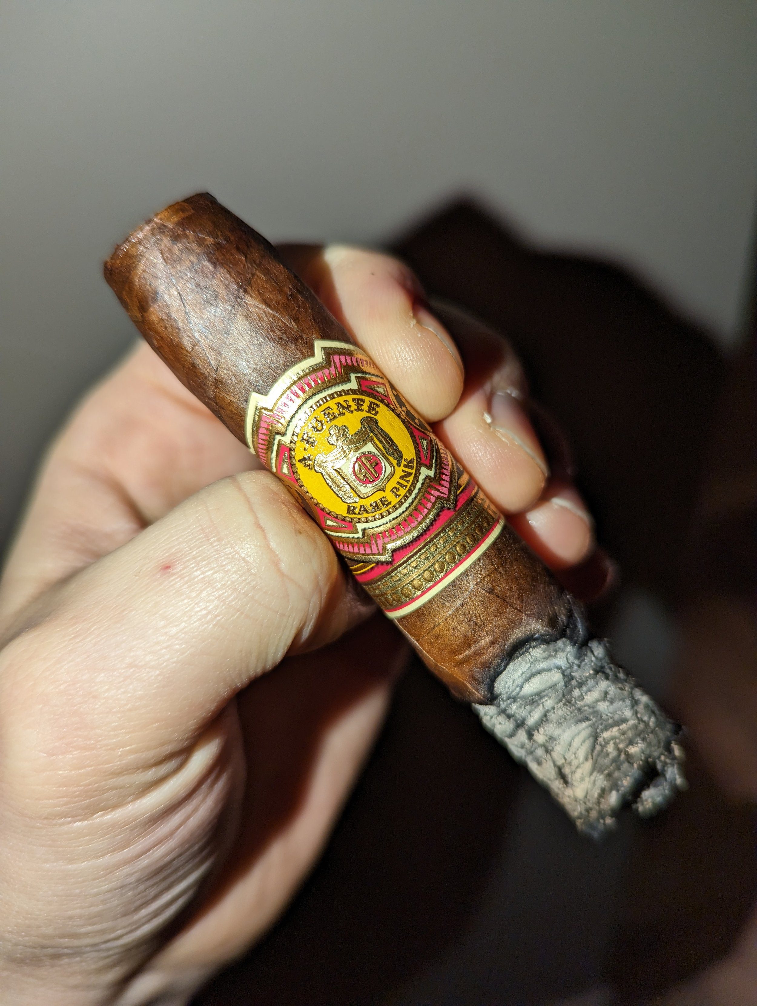 Cigar Review: Arturo Fuente Rare Pink Sophisticated Hooker | Smokin Tabacco
