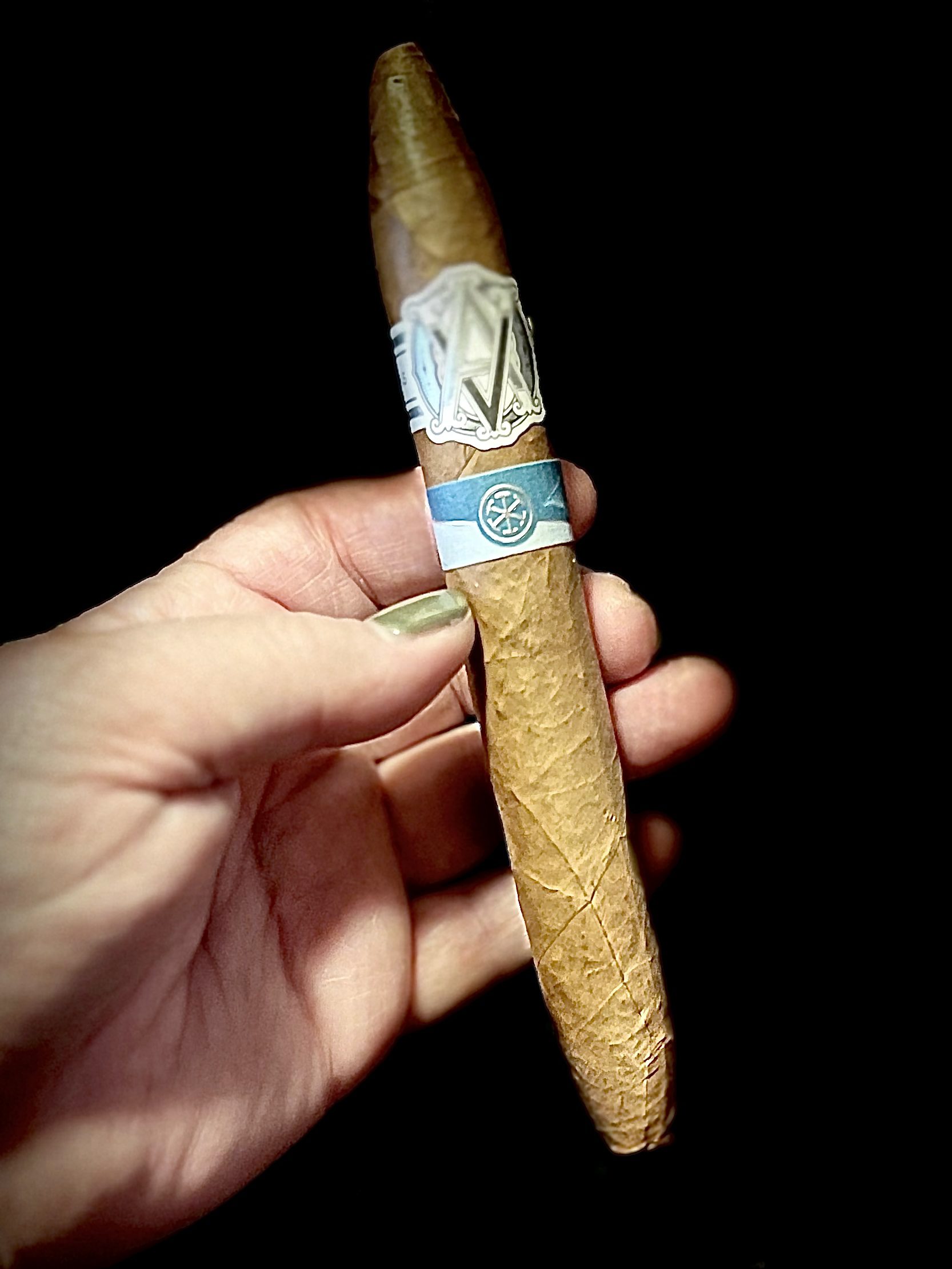 Cigar Review: Avo Seasons LE 2023 Winter | Smokin Tabacco
