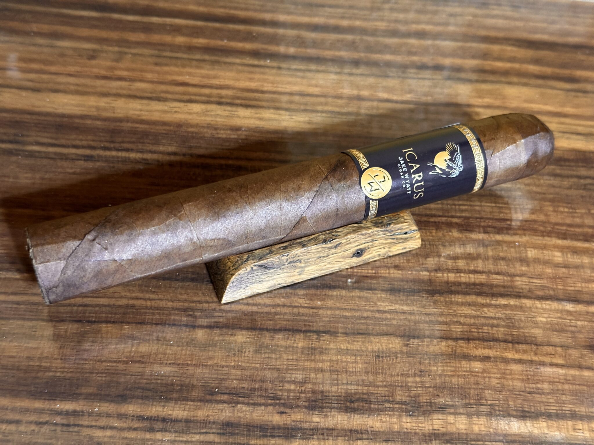 Cigar Review: Jake Wyatt Cigar Co Icarus | Smokin Tabacco